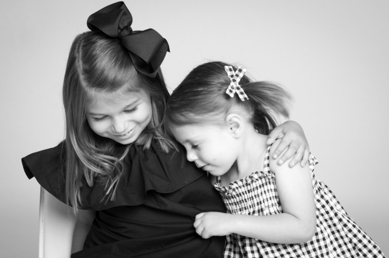 STYLING A STUDIO PHOTOSHOOT